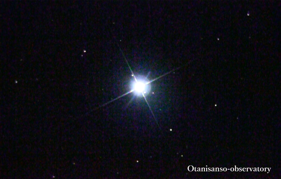 【August in the Observatory】Look up with your children and try to find ...